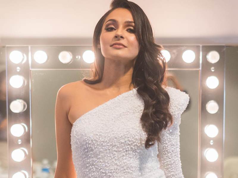 அப்போ பாட்டு கேக்க எவனும் வரல! உள்ளடையுடன் பட்டு பாடிய ஆன்ட்ரியா Video ...