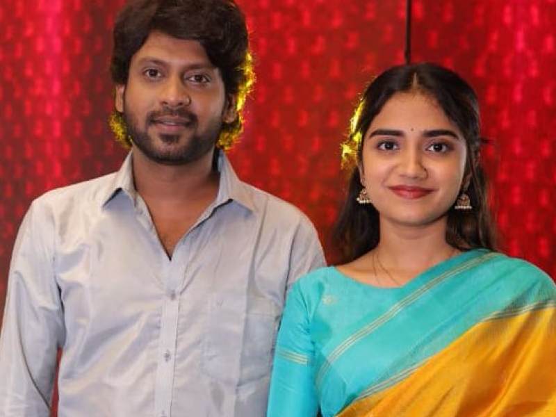 தூக்கம் போச்சு! கேமரா முன்னாடி ஒரு cute GRWM ஜோ பட நடிகை மாலவிகா மனோஜ் ...